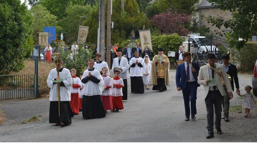 Treillières. Assomption traditionaliste à Notre-Dame-des-Dons - Nantes ...