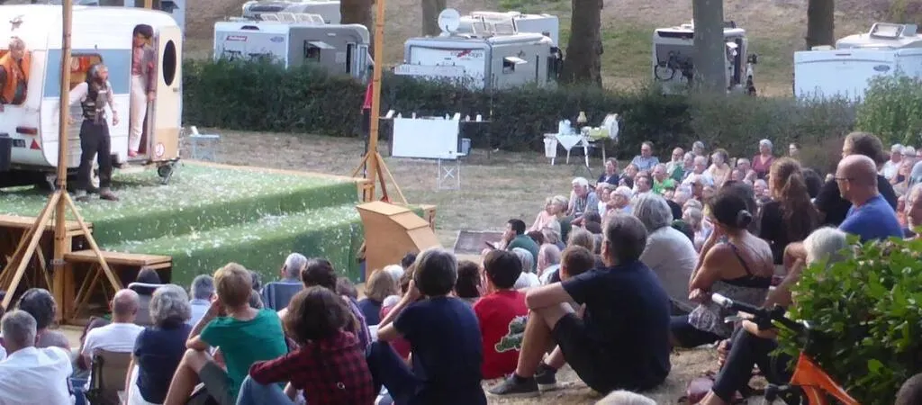 Grez-Neuville. « L’Avare » de Molière, un immense succès au théâtre de ...