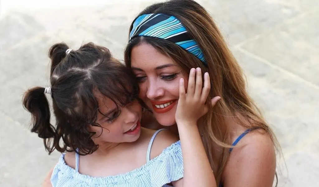 Rentrée. Atteinte d’une maladie rarissime, sa fille est refusée dans ...