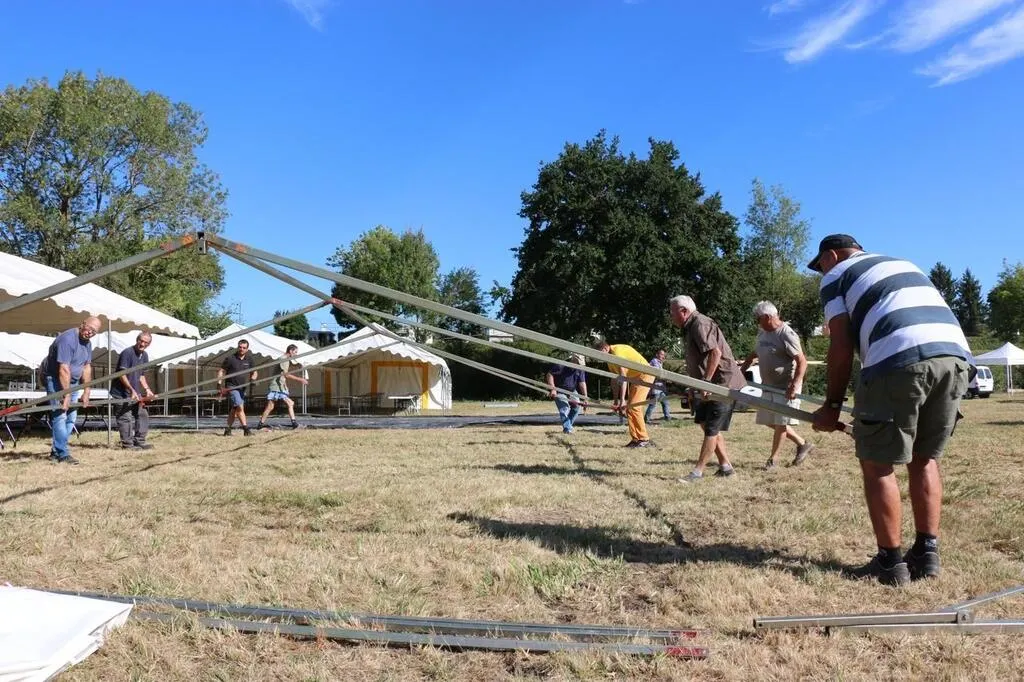 « Une chance pour notre village » : à Luché-Pringé, 150 bénévoles ...