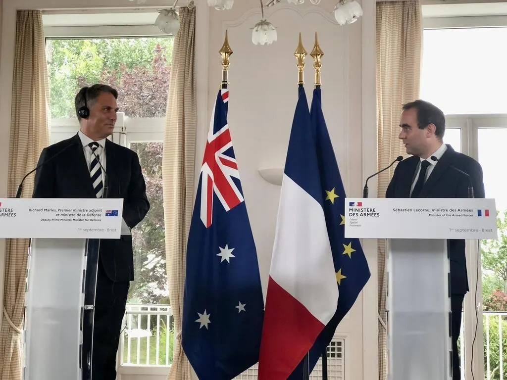 À Brest, la France et l’Australie affirment avoir « tourné la page » de ...