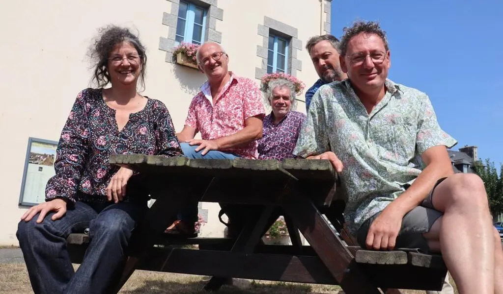 Avec Ker Roc’h en fête, musique et théâtre au coin de la rue à La Roche ...