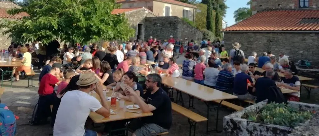 Moutiers-sur-le-Lay. 800 marcheurs pour la 14e randonnée gourmande - La ...