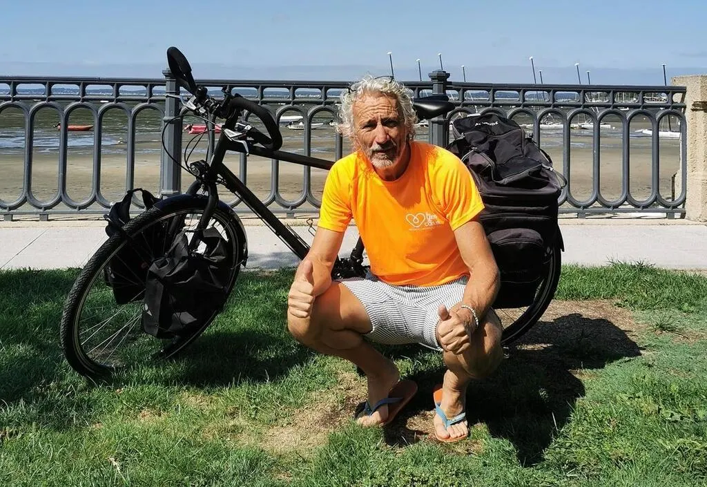 Ce père de famille va pédaler 5 000 km jusqu’en Jordanie pour sauver ...