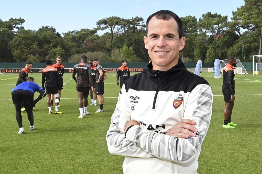 ENTRETIEN. FC Lorient - Lyon. Son nouveau rôle, sa méthode, ses ...