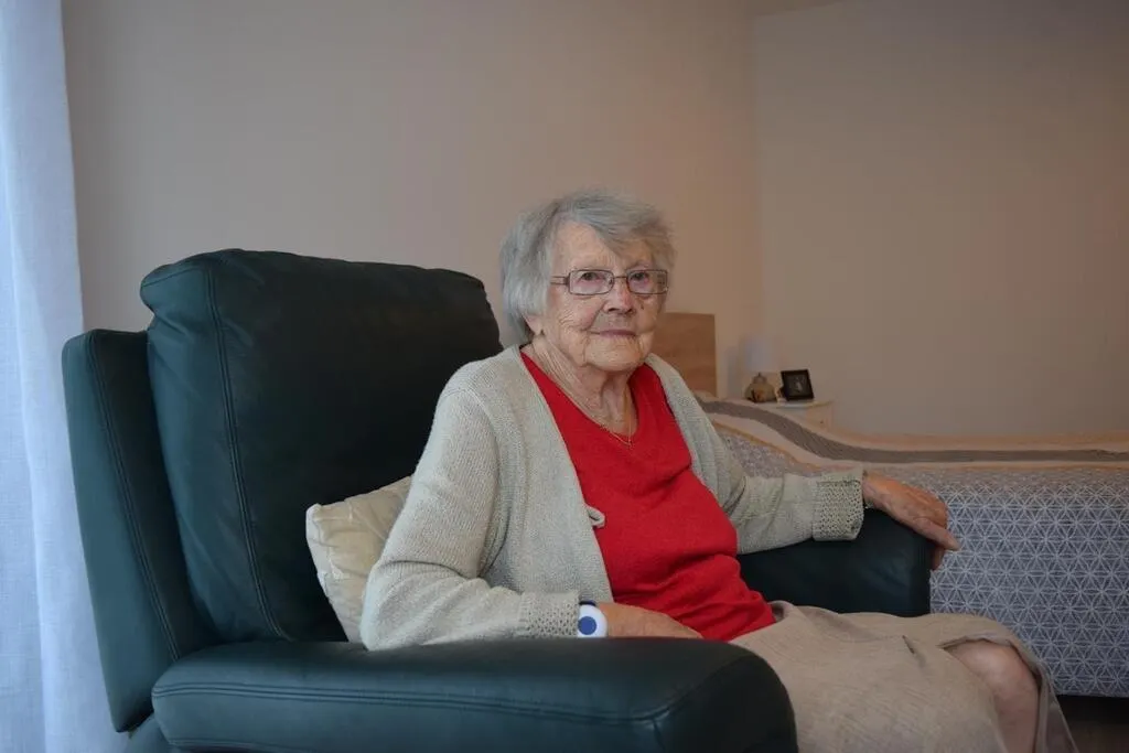 REPORTAGE. « J’aime l’ambiance » : Madeleine Malinge, 99 ans, raconte ...