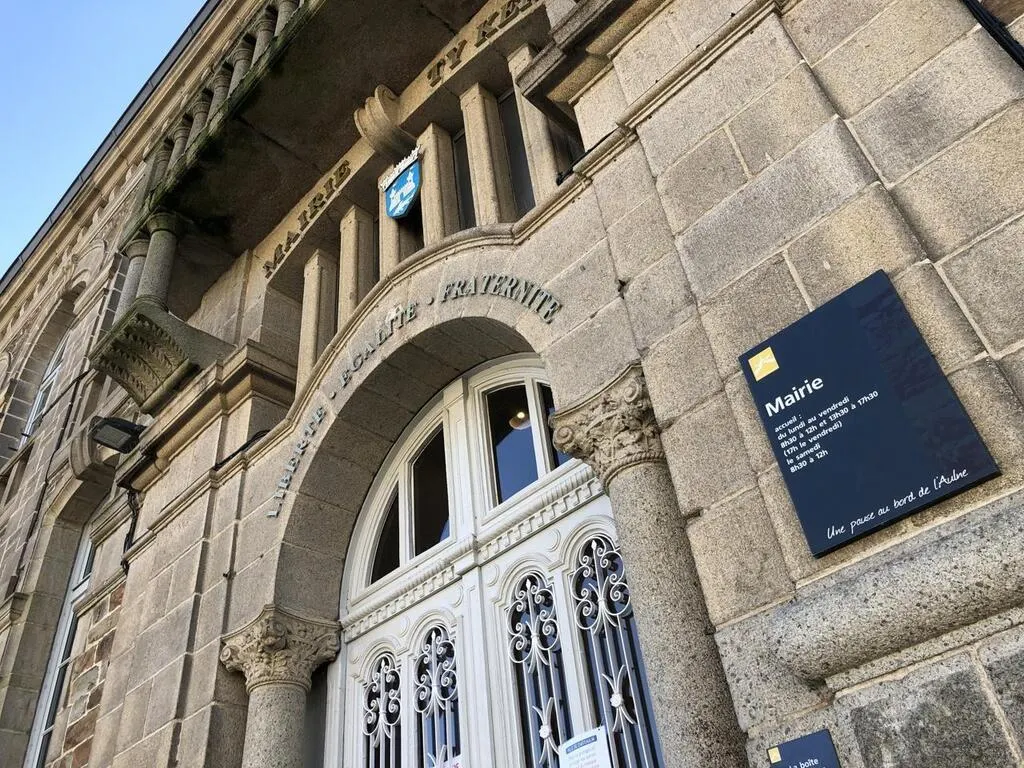 La commune de Châteaulin s’engage contre les violences intrafamiliales ...