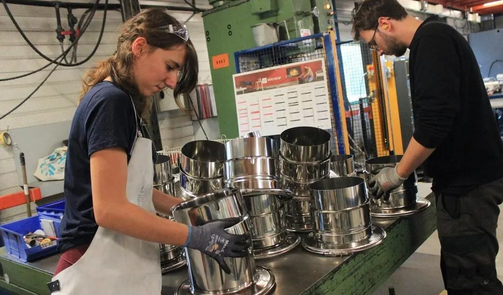 Avec ses solutions pour poêles et cheminées, l’activité de l’entreprise ...