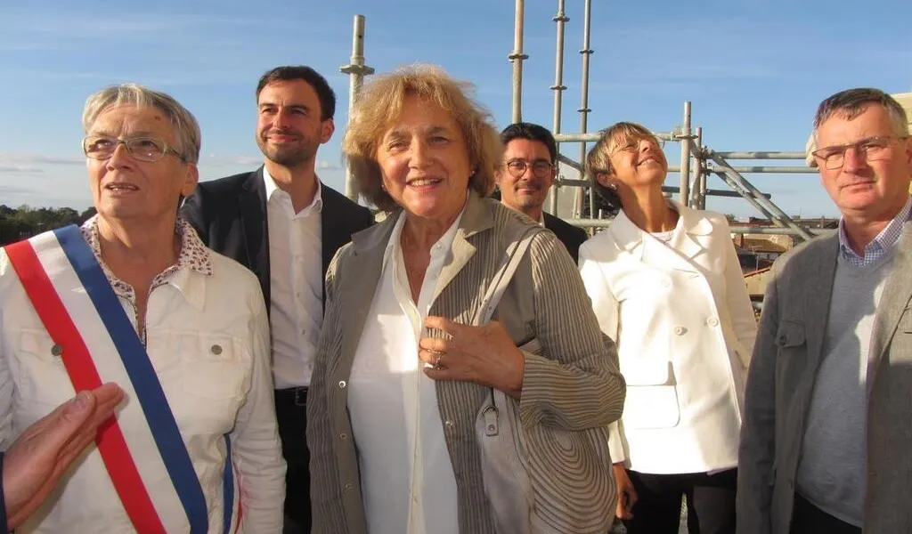 La Châtaigneraie. La première tranche des travaux de la flèche de l ...