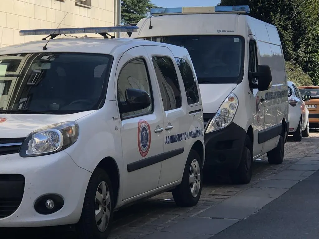 Justice. Les conjoints violents écopent tous les deux de six mois de ...