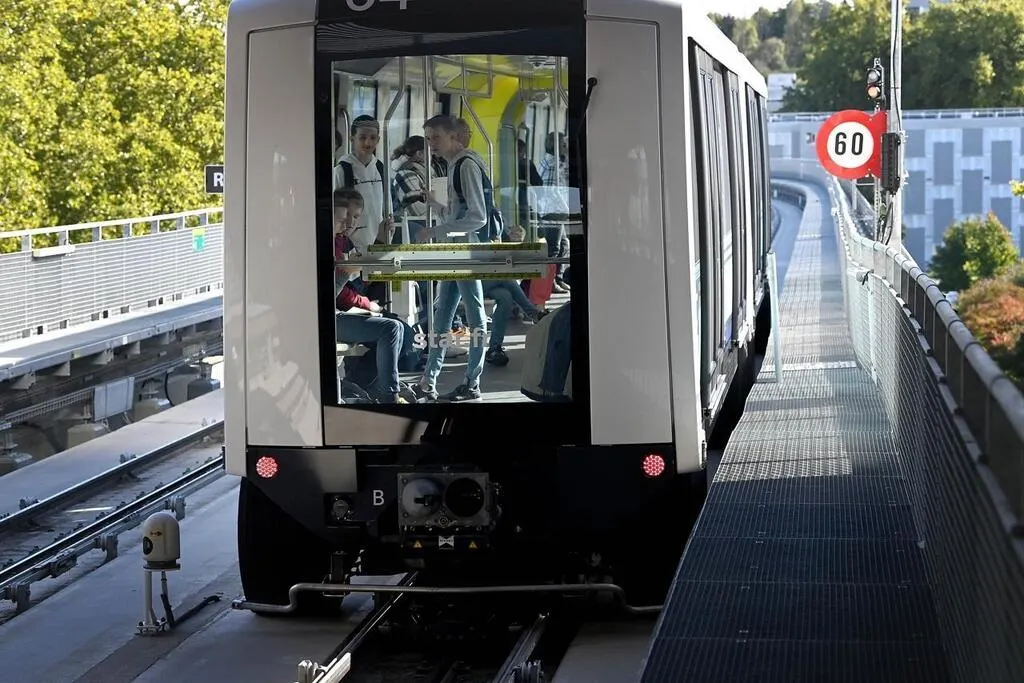 EN IMAGES. Retour sur l’ouverture de la ligne B du métro de Rennes ...