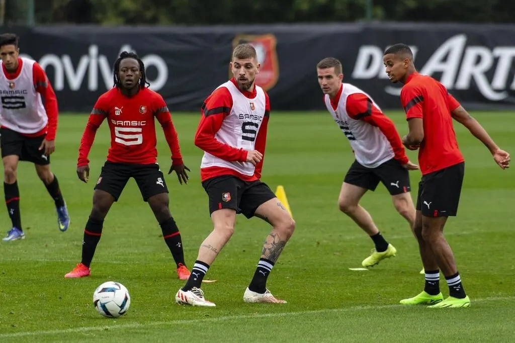 EN IMAGES. Les premiers pas à l’entraînement de Xeka, la nouvelle ...