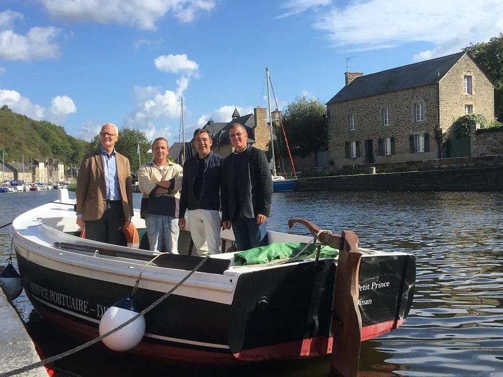 Dinan. « Le Petit Prince », le bateau de la capitainerie officiellement ...