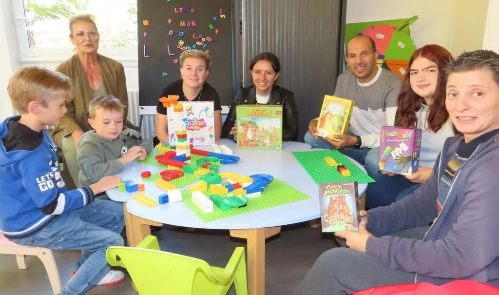 Honfleur. Jouons ensemble a proposé de découvrir plusieurs jeux - Caen ...