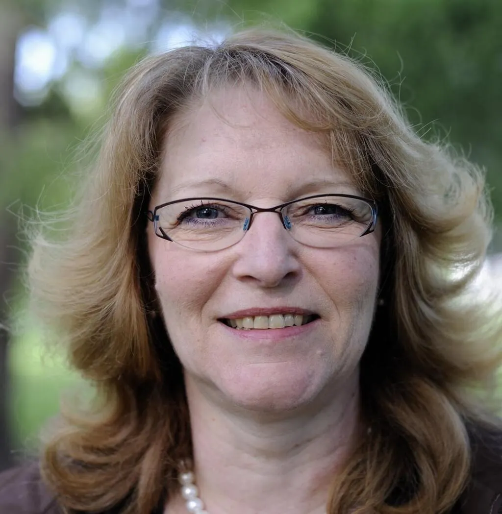 Saint-Sébastien-sur-Loire. Isabelle Théron part à la retraite - Nantes ...