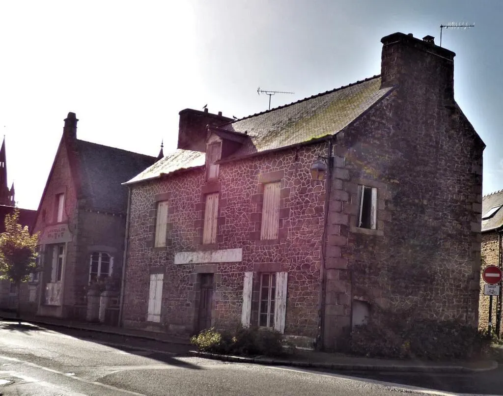 Lanvollon. Interrogations autour d’une maison abandonnée - Saint-Brieuc ...