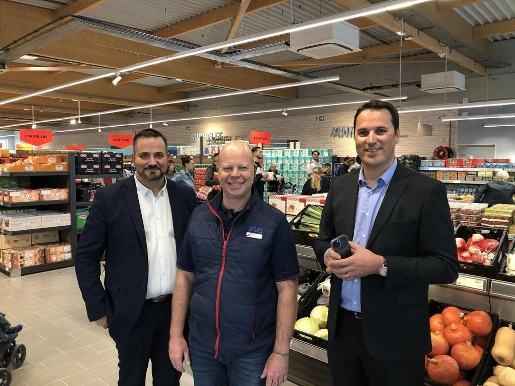 « Il y a un bel afflux ! » : le nouveau Aldi a ouvert ses portes à ...