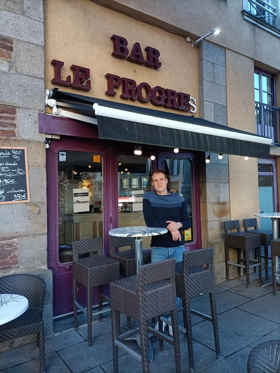 Commerce à Rennes. Changement de propriétaire au bar Le Progrès ...