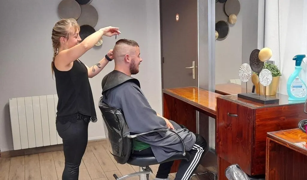 Yffiniac. Sylvie Olivry a ouvert le salon de coiffure Appy Coiff, rue de Gaulle - Saint-Brieuc ...