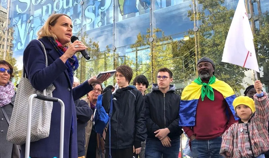 « Plus aucun enfant à la rue », 300 personnes interpellent les pouvoirs ...