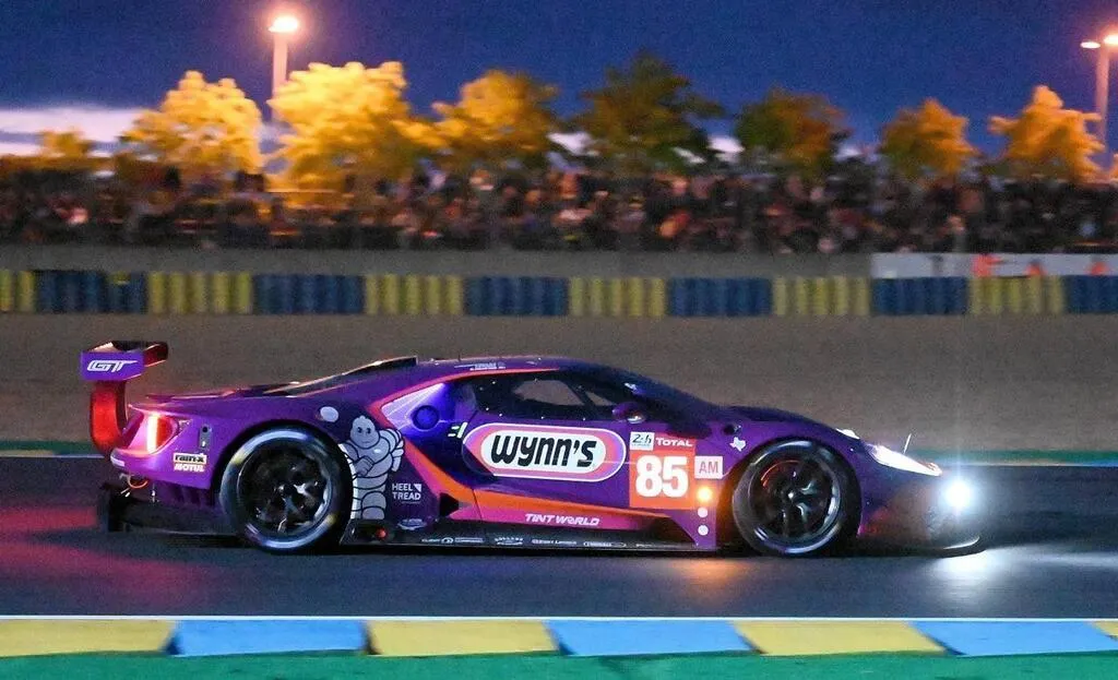 24 Heures du Mans. Ben Keating sur une Corvette officielle . Sport - La ...