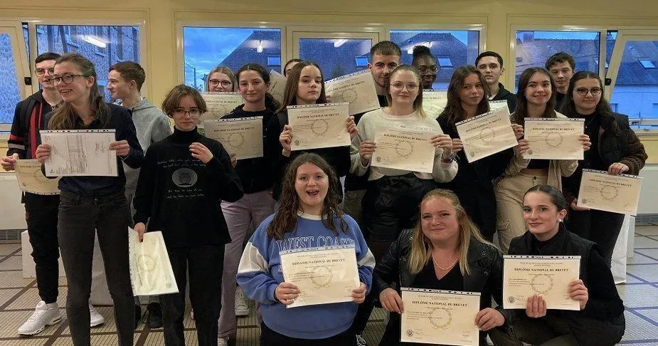 Val-Couesnon. Remise de diplômes au collège Pierre-Perrin - Rennes ...