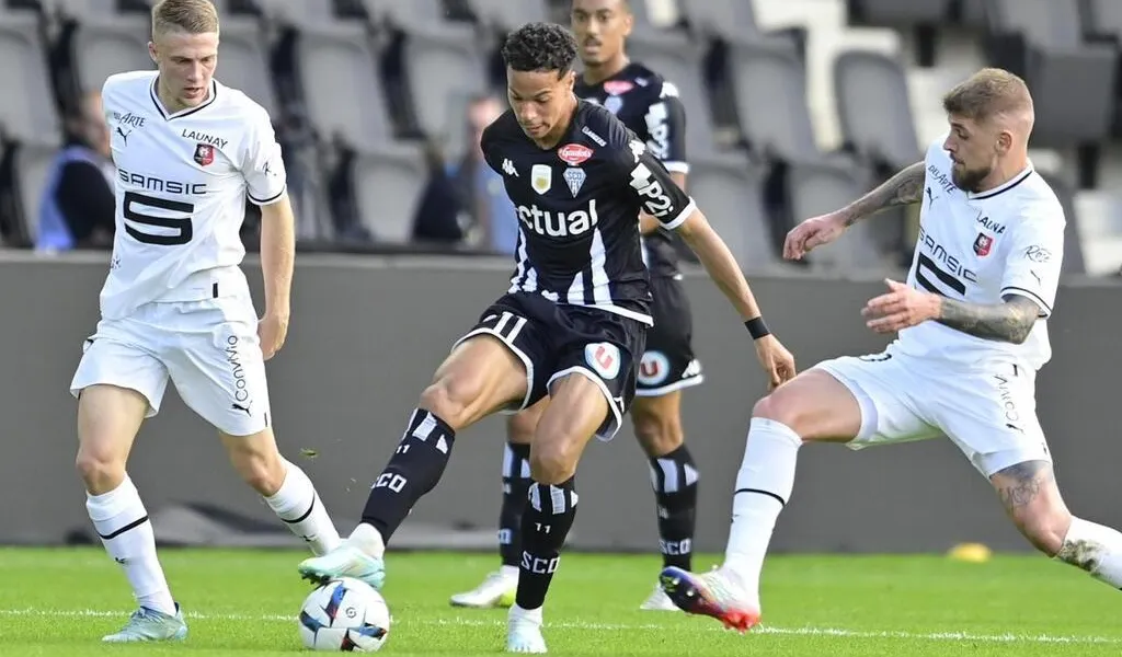 Angers Segré - Angers Sco. Du Régional 1 à la comparaison avec Haaland ...