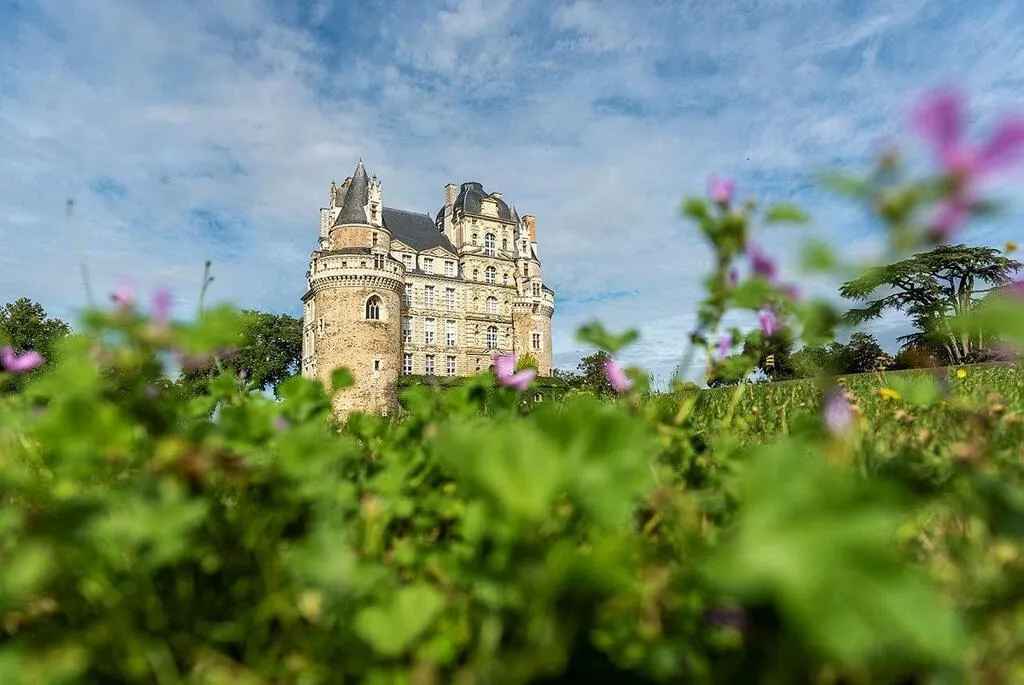 Sept magnifiques lieux « hantés » à visiter en France pour Halloween ...