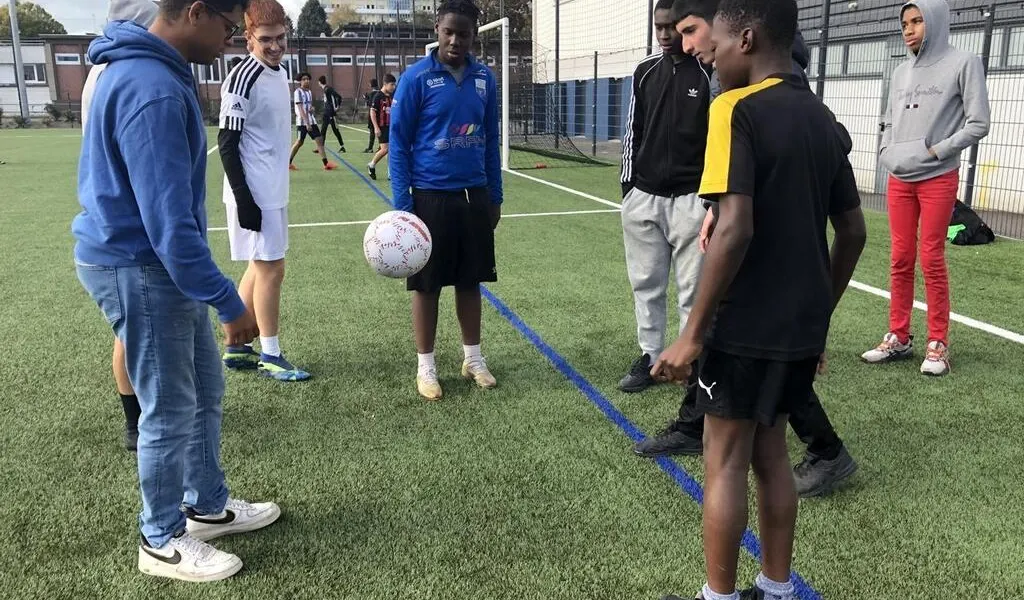 REPORTAGE. PSG-FC Lorient : « Il y aura 2-1 pour Lorient » . Sport ...