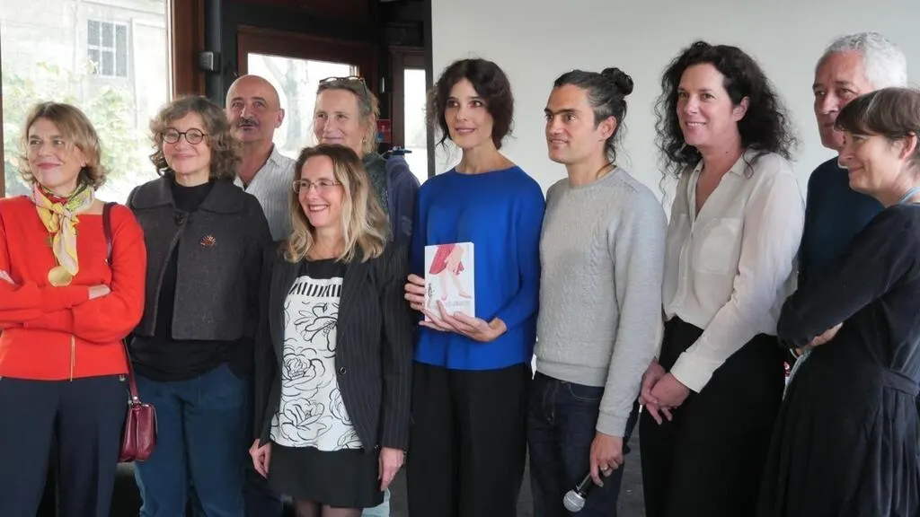 Le prix Vendredi, qui récompense la littérature adolescente, décerné à ...