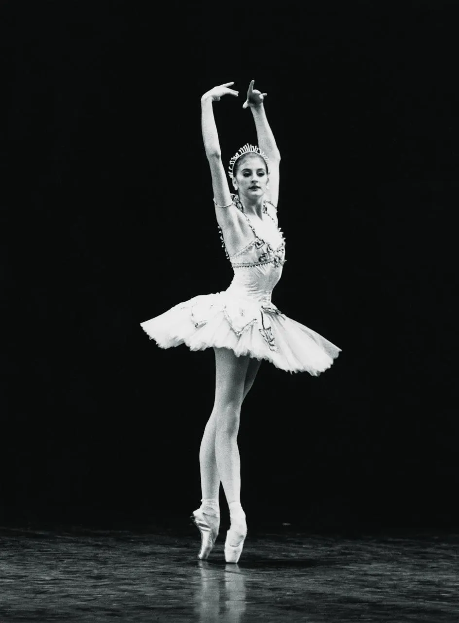 RENCONTRE. D’une double scoliose à 13 ans à Danse avec les stars... Qui est Marie-Agnès Gillot ...