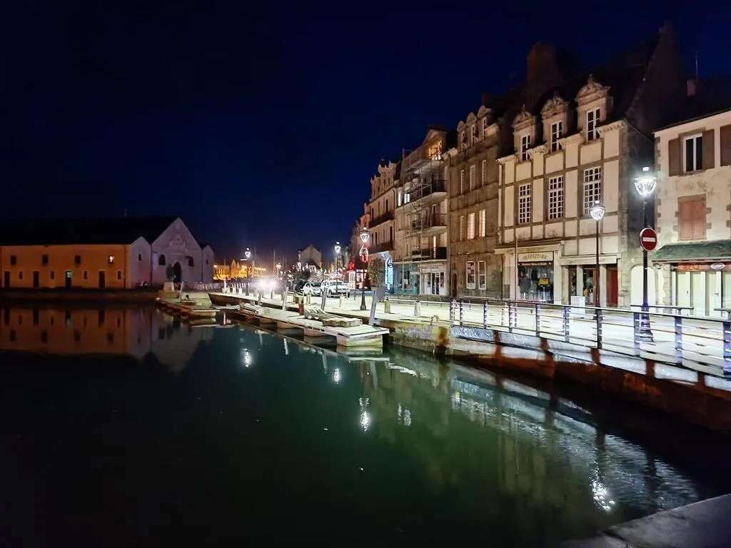 La ville du Croisic éteint ses lumières à partir de 22 h 30 - Nantes ...