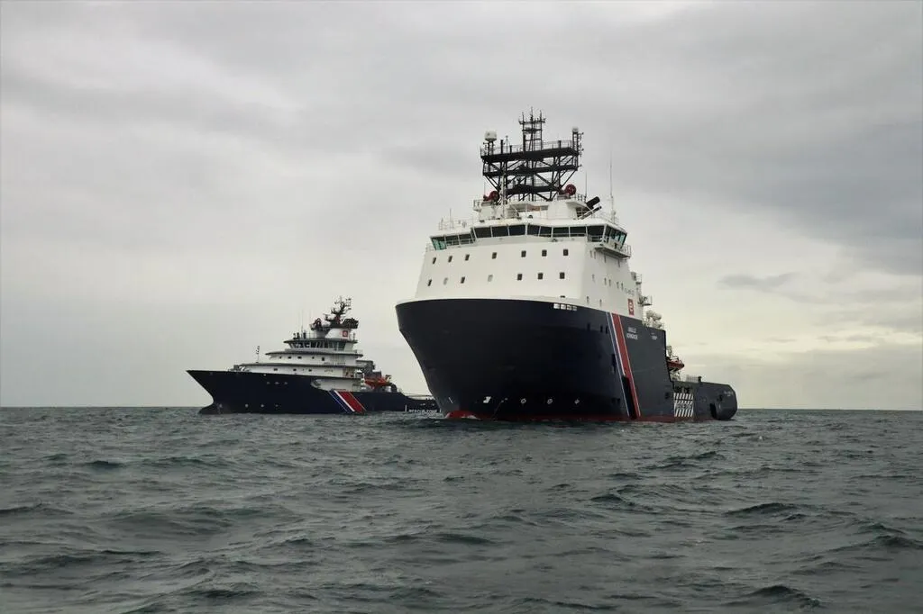 REPORTAGE.24 heures à bord d’Abeille Normandie, le nouveau super ...