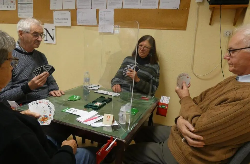 Carentan-les-Marais. Découvrir le bridge et s’en faire une autre idée ...