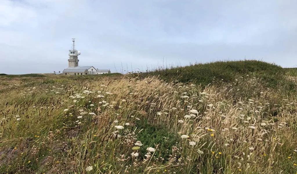 « On a enregistré 138 km/h à la pointe du Raz » : un fort coup de vent ...