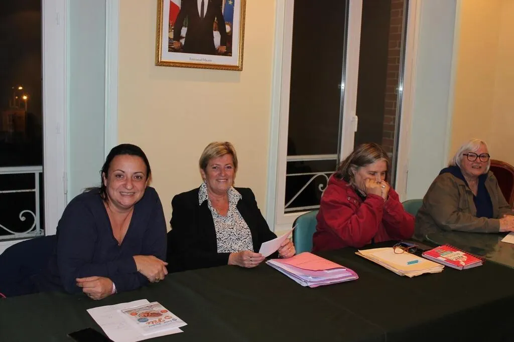 Grandcamp-Maisy. Derniers préparatifs avant la Fête de la coquille ...