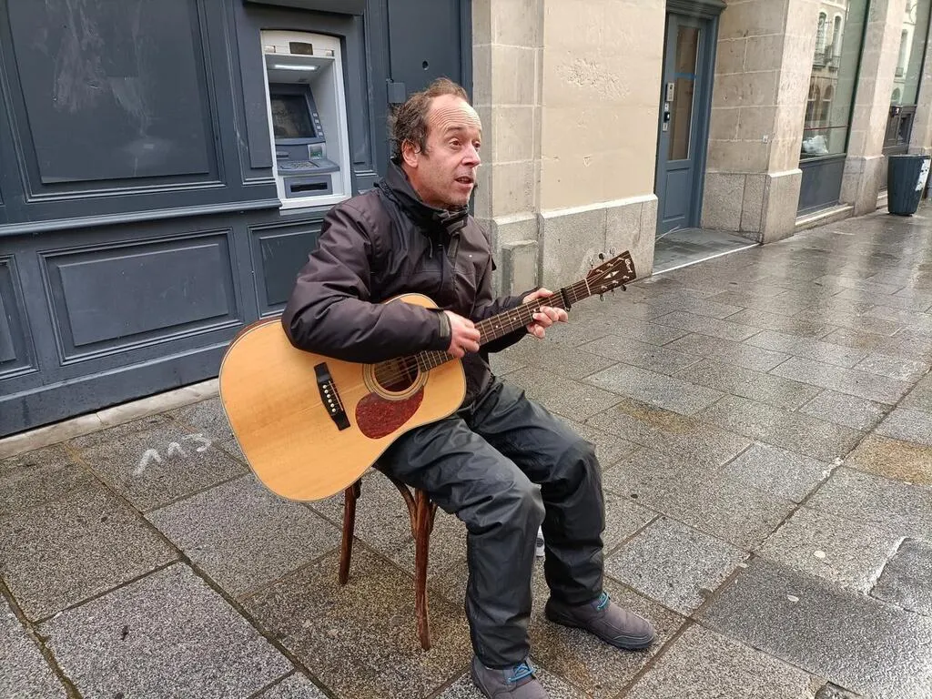 « J’ai trouvé ma voie » : Rodrigue Pailhès chante depuis trente ans ...
