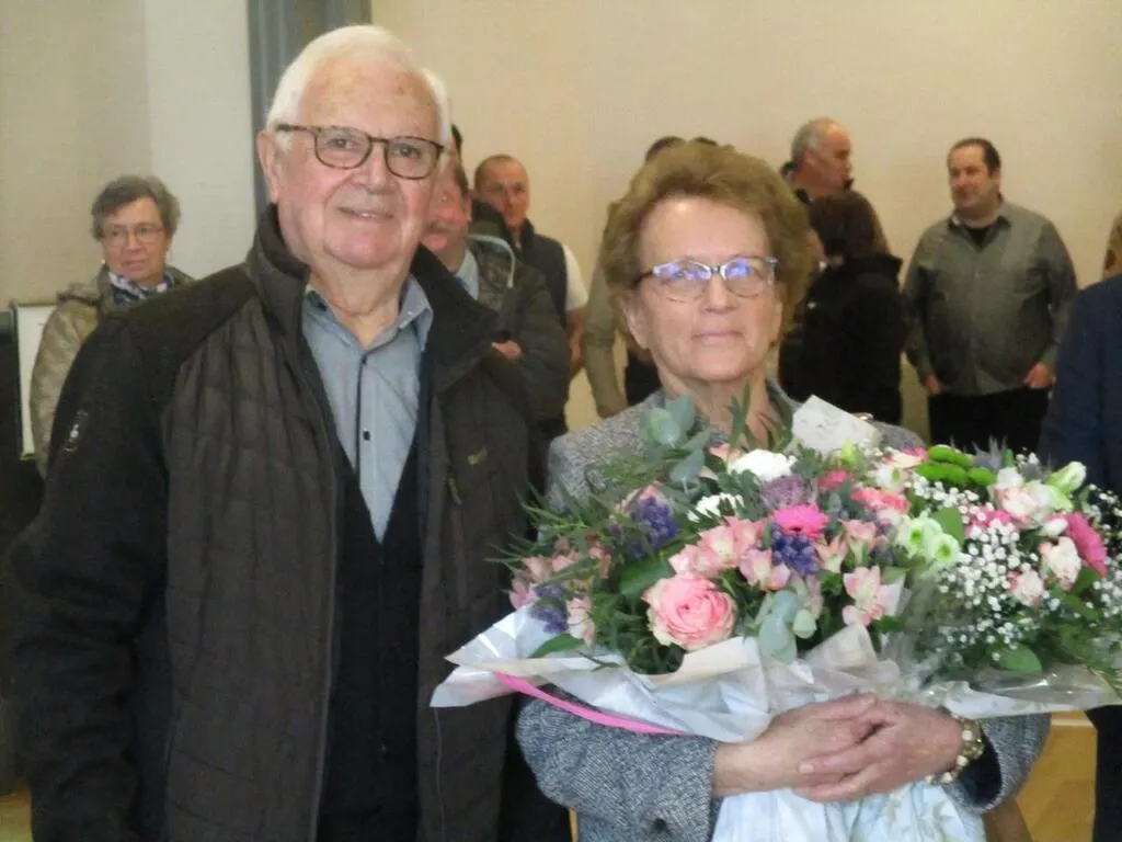 Carhaix. Claude Le Hen ex-président de la Diane et de l’UCC honoré par ...