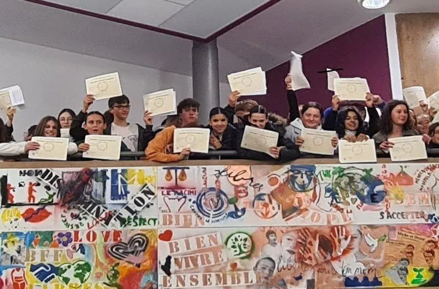 Brissac-Loire-Aubance. Les collégiens reçoivent leurs diplômes - Angers ...