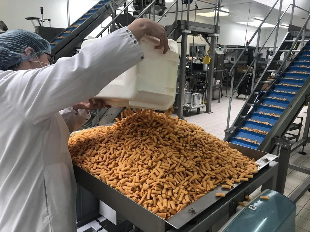 Pour ses crêpes dentelle, Loc Maria Biscuits recrute trente personnes ...