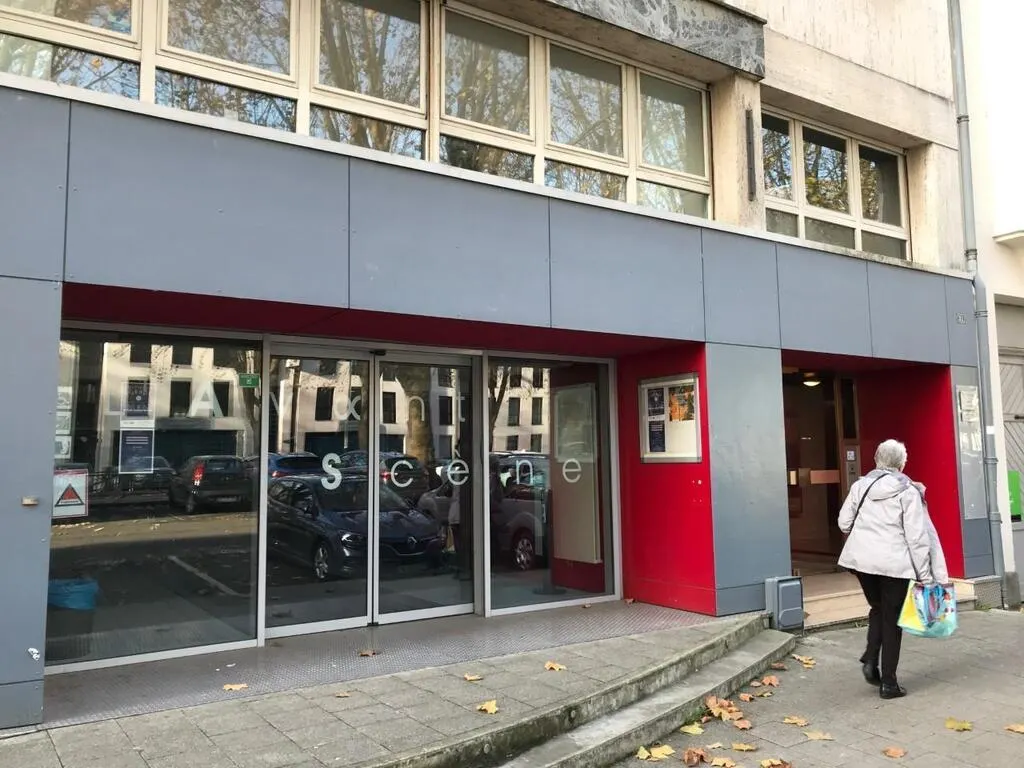 À Laval, la salle de l’Avant-scène va-t-elle devenir un cinéma ...