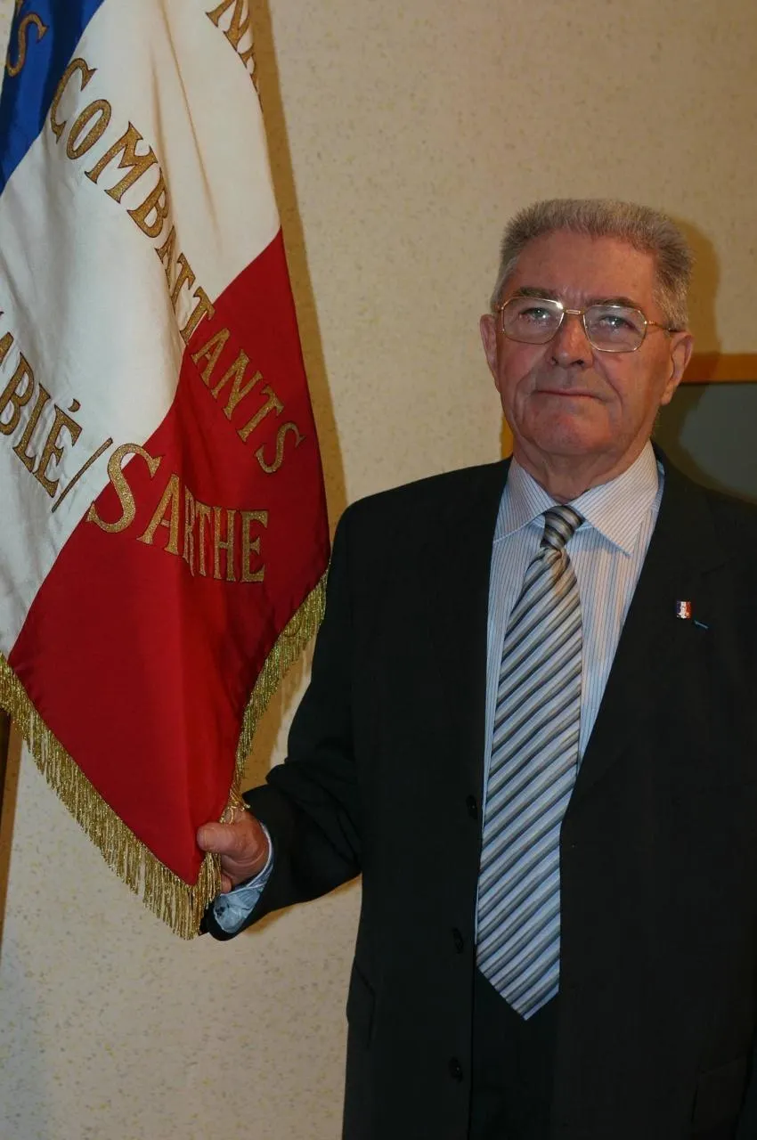 René Hamon, ancien président de l’UNC de Sablé-sur-Sarthe, est décédé - Le Mans.maville.com