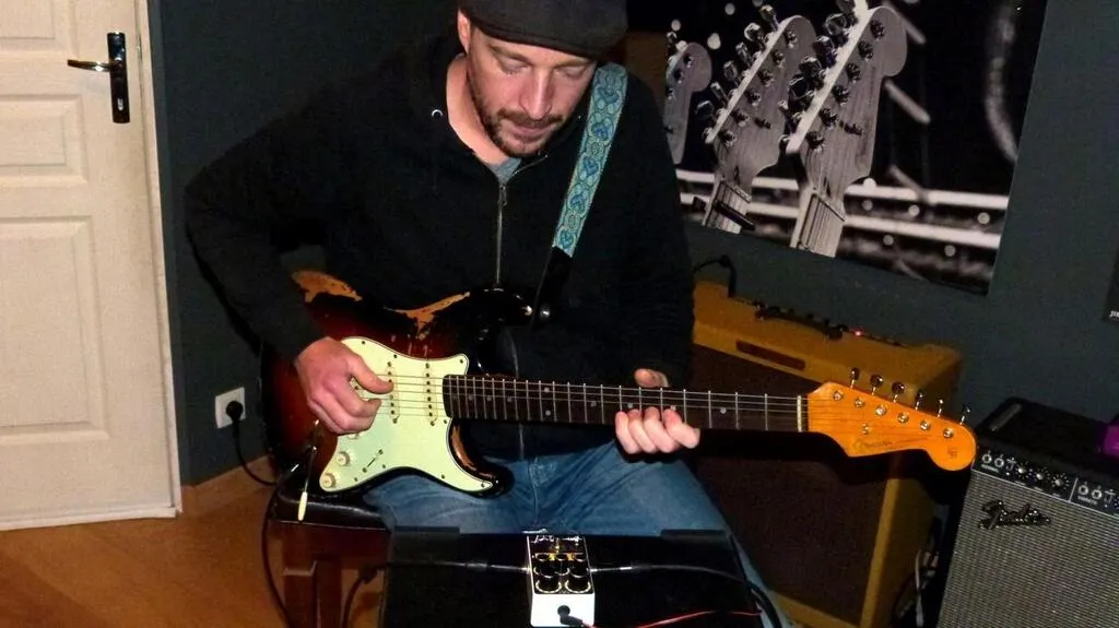 Conçues au Mans, les pédales de guitare de Mathieu Mathis s’exportent ...