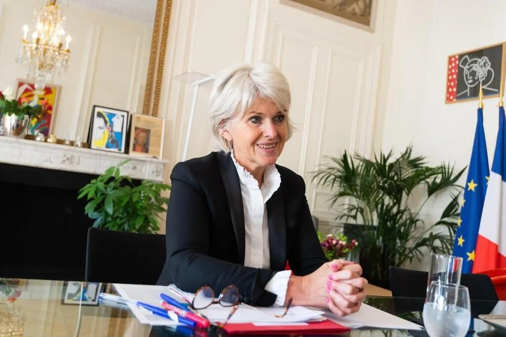 Violences conjugales : un « pack nouveau départ » expérimenté en ...