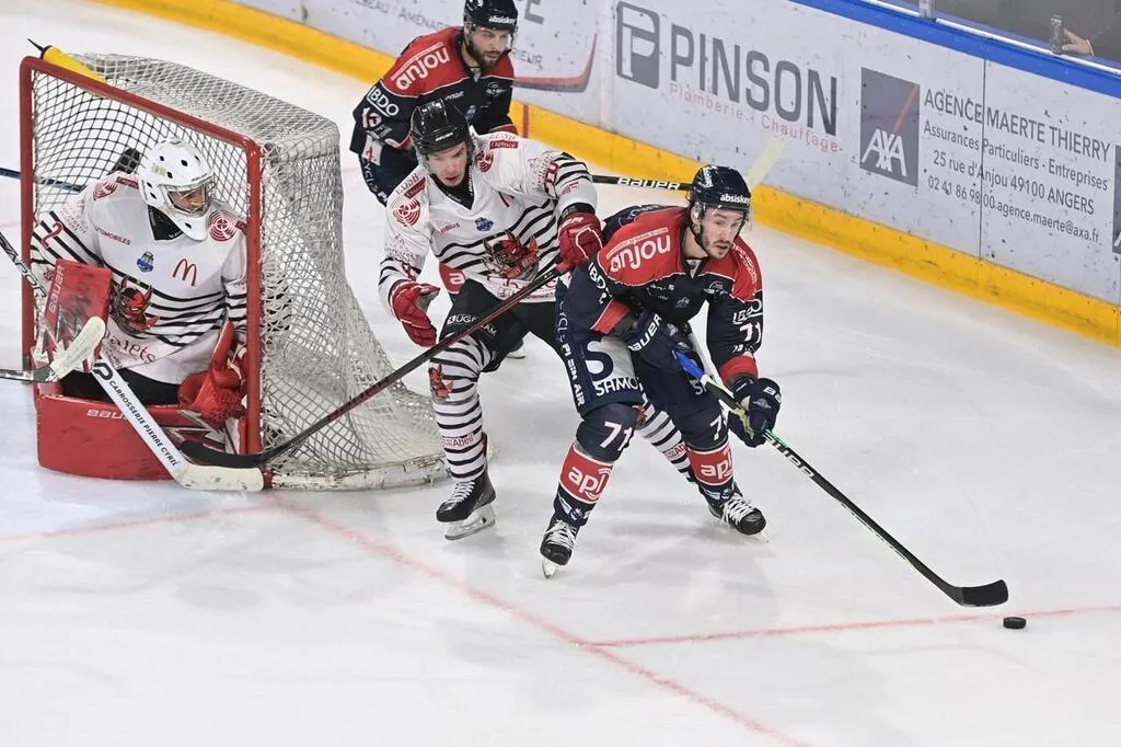 Hockey sur glace. Les Ducs d’Angers et sa ligne Air Québec pour la ...