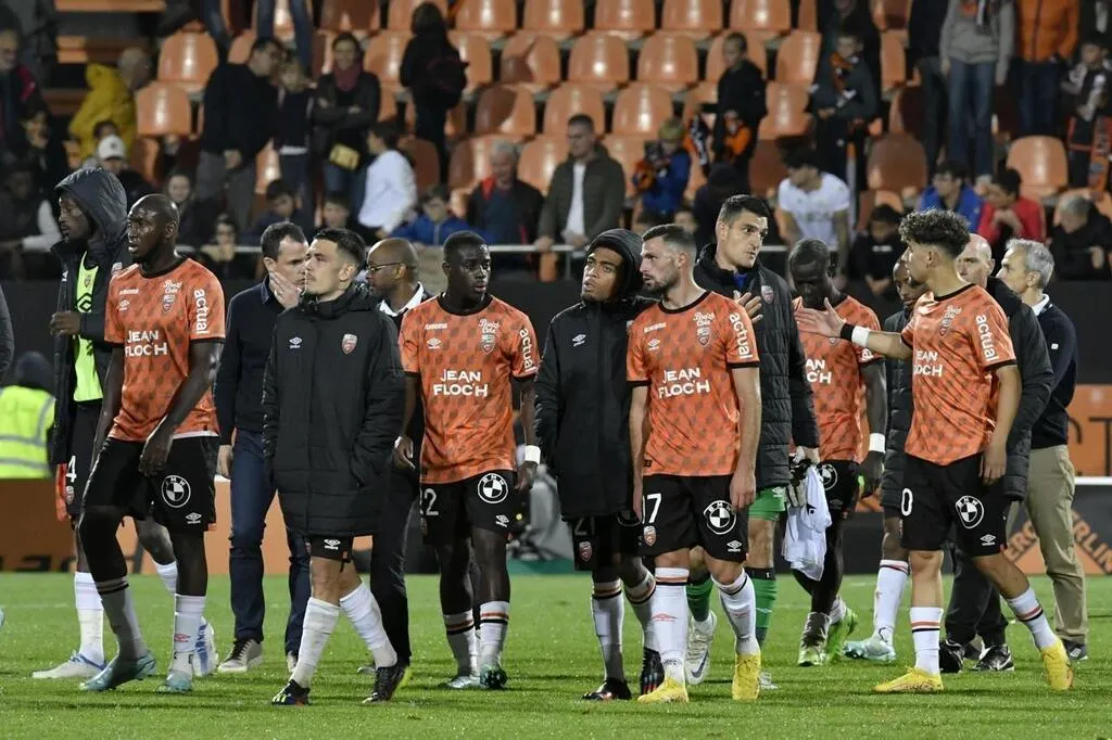 FC Lorient. Fin des vacances pour les Merlus, qui reprennent à Kerlir ce lundi . Sport - Saint ...