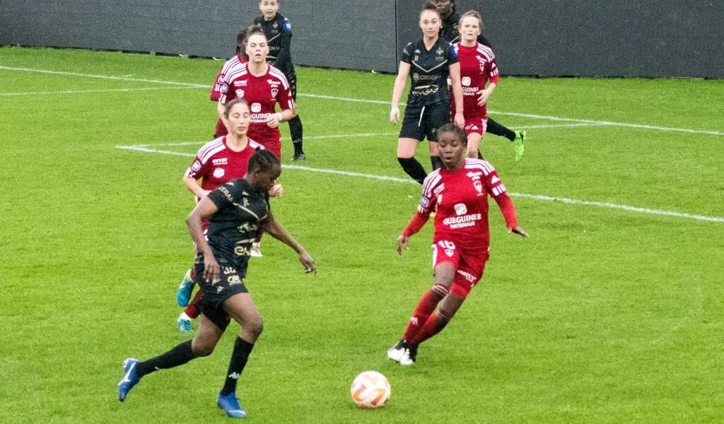 Football. D2F : les Brestoises gagnent le derby face à Saint-Malo ...