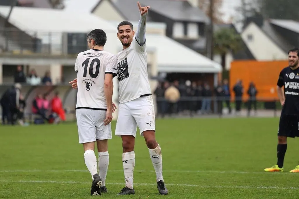 Football. R1 : Loudéac et le CEP Lorient dos à dos - Saint-Brieuc ...