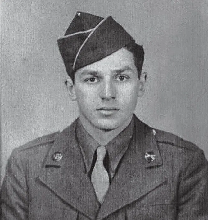 Vétéran du D-Day à Omaha Beach, l’Américain Steven Melnikoff a fêté ses ...