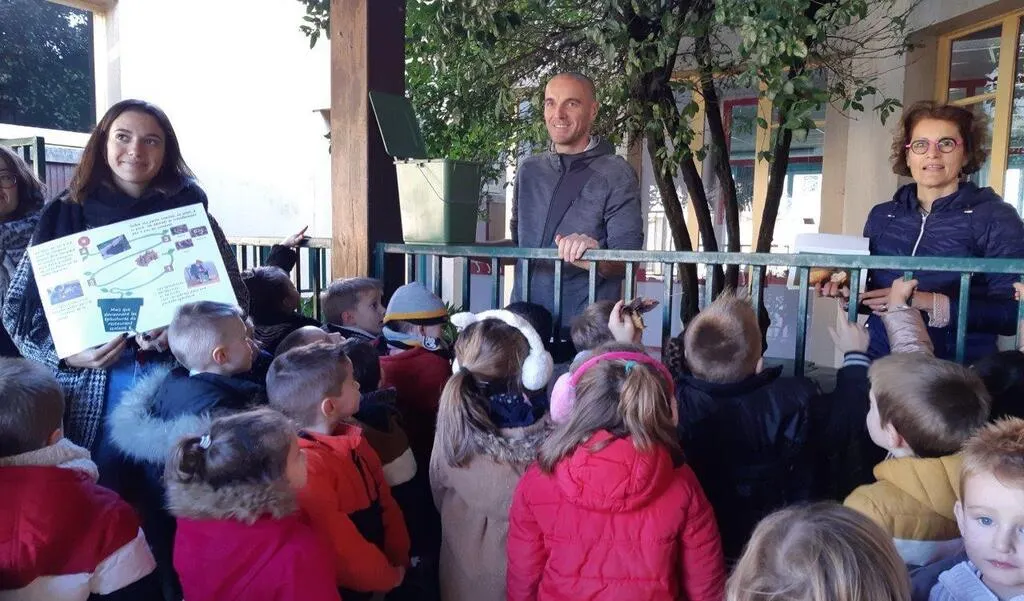 Le Lude. Maternelle : un composteur dans la cour - Le Mans.maville.com